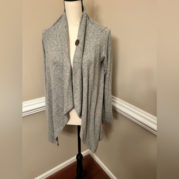 bobeau | Sweaters | Onebutton Wrap In Gray | Poshmark